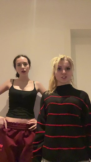 How to Host the Perfect House Party: Tips and Tricks