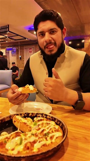 Is This Peshawar’s Best Pizza? 🍕 | Pizza Box Review | Ghufran Javed