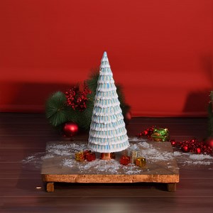 10 Christmas Tree Hacks & DIY Decorations You Need to Try | Hack Genius