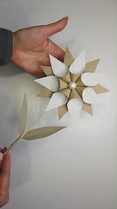 657K views · 10K reactions |  Easy Toilet Paper Roll Flower DIY  #cute #easy #toilet #paper #roll #flower #diy #toiletpaperrolls #manualidades #kwiat #kwiatek #papercraft #reciclar #reciclaje #recycling #daywithdiy #howtomake | Day with DIY | Facebook