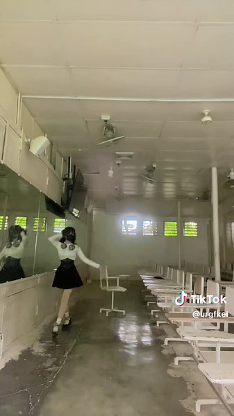 Mastering the Teleport Effect in Video Content