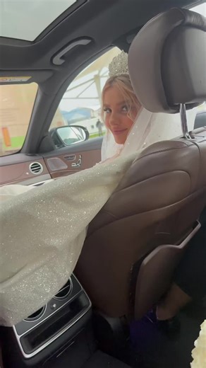 Bridal Bliss: A Stunning Car Ride to the Ceremony