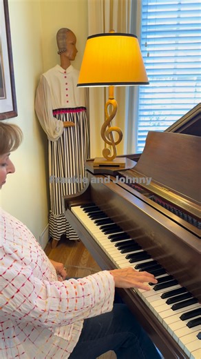 #Glendaatthegrand #pianolessons #frankieandjohnny Did you take piano lessons growing up? You may have played some of William Gillock’s music ! Let me know! 🎵 | Glenda Austin - Pianist