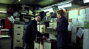 Watch Chasing Shadows Season 1 Episode 4 - Off Radar, Pt. 2