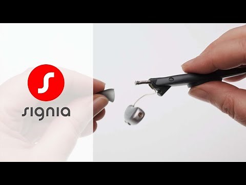 How-to exchange a sleeve eartip on a Signia hearing aid using a handling tool | Signia Hearing Aids