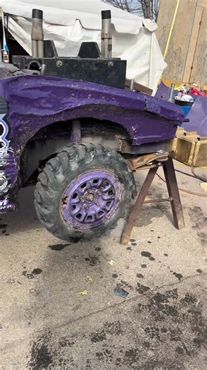 10K views · 204 reactions | Team Hilljob Graphics is ready for round 2. Worked all night and day to get the cars ready #blizzardbash | Smash It Demolition Derby | Facebook