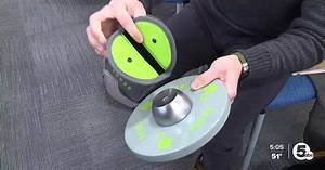 Pilot program that locks up cellphones in schools discussed in Akron