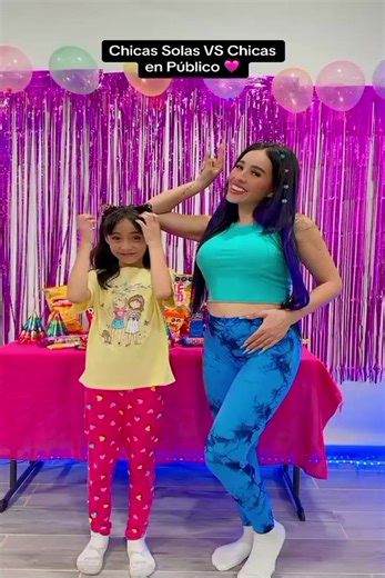 205_CHICAS SOLAS vs CHICAS EMBARAZADAS EN PÚBLICO!!🤰🏻👶🏻 ¿Cuál eres tu CORRAN A VERLO YA ESTÁ EN EL MÍO Karla Bustillos👈🏼 | Noon Kate