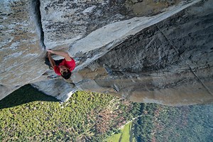 Watch Alex Honnold Climb 3200 Feet with No Ropes in ‘Free Solo’