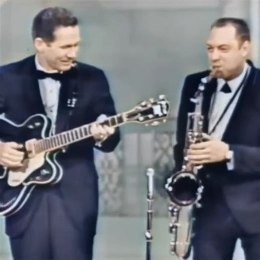Boots Randolph & 🇺🇸 Chet Atkins - Yakety Sax (Live 1963). | Music & Memories of the 50s, 60s & 70s