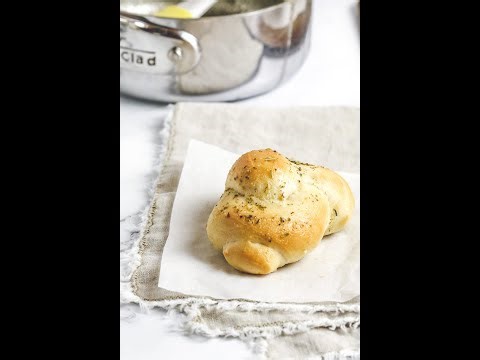 Bread Machine Garlic Knots