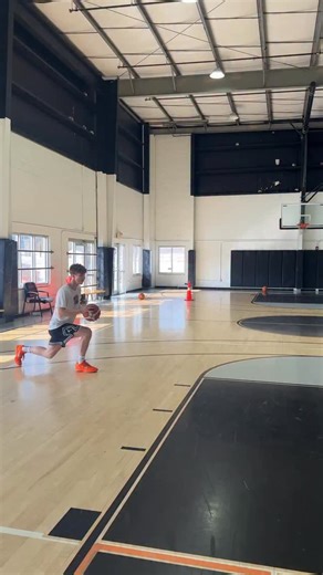 Roderick Camphor on Instagram: "DOES YOUR SHOT HIT FRONT RIM OFTEN? it’s not a form problem it is your base, try this drill to strengthen your base. lunge shots is a great drill to get more power in your shot. knowing what muscles you need to complete a good jump shot."