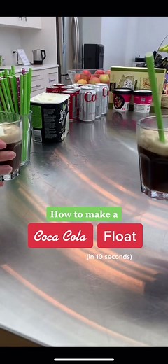How to Make a Delicious Coca Cola Float at Home!