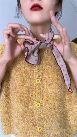 Some niche ways to tie triangular scarves#A Comprehensive Guide to tying Silk scarves#Silk