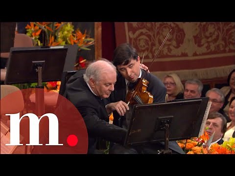 The 2009 Vienna Philharmonic New Year's Concert with Daniel Barenboim