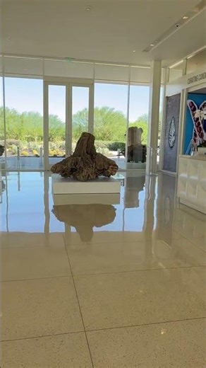 Sunnylands Center in Palm Springs, CA with scenic views of San Jacinta Mountains #sunnylands