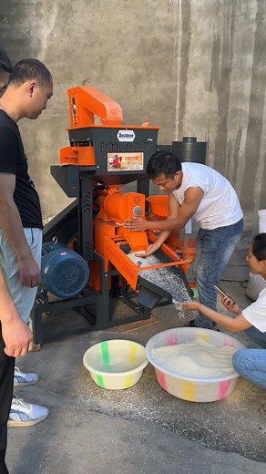 132K views · 1.2K reactions | testing blower and regulator of 5in1 commercial rice mill #5in1 #combinedricemill #3phase #backbonericemill | Mini Rice Mill Machine | Facebook