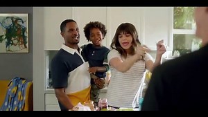 Long Weekend Movie (2021) - Wendi McLendon-Covey, Damon Wayans Jr., Finn Wittrock