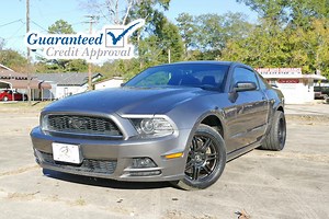 🖤🖤 2014 Ford Mustang 🖤🖤 🎴 Power Windows 📞 Bluetooth 🔒 Power Locks 📶 Microsoft Sync 🛣️ Cruise Control 📀 CD Player 🚔 Power Mirrors 📻 AM/FM Radio 👪 4 Passenger Capacity 🧮 140k Miles ✅ Automatic 🎵 In Steering Audio Controls 💪 3.7L V6 👉 Get Approved Now: http://MallardMotors.com/Approved 👈 Questions? Message, Call or Text: 870-639-9200 - #TrustTheDuck Located @ Mallard Motors - 701 E Main St. El Dorado, AR | Mallard Motors
