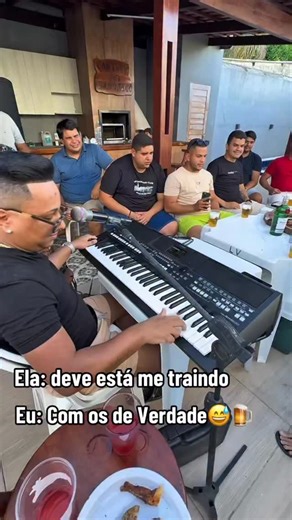 Roger Santos | Oficial 🌻 on Instagram: "Procede? Esse TBT😬😂 #virals #solinho #meme"