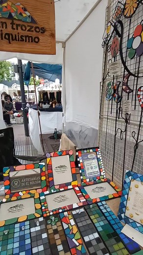 Buenas noches!!! Les muestro lo que hago , la verdad que el Mosaiquismo me cambio la vida , suerte para todos !! Si me quieren seguir y ver mis trabajos (arte en trozos Mosaiquismo) es mí página ( face e instagram) | Natalia Giorgi