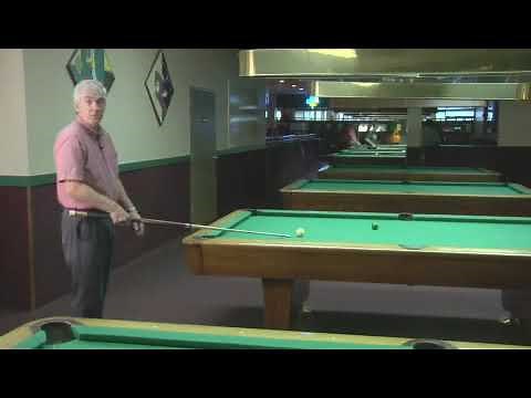 How to Stand When Shooting in Pool