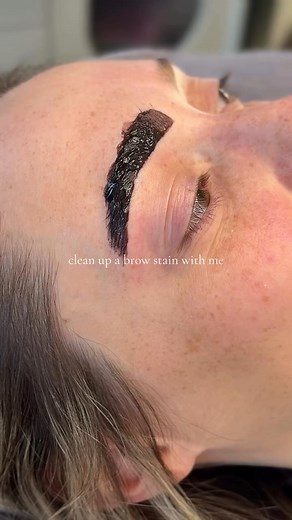 This Stain clean-up is seriouslyyy satisfying 🤩 Featuring Brow Code Pro Stain Hybrid Dye by 'aglowbb' on IG 💫💫 Shop stain at browcodepro.com | Brow Code Professional