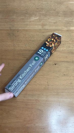 Discover the Art of Lithography — From Home 🎨 I’m Valerie, a professional printmaker with over a decade of experience, and I’ve created Simple Home Lithography: Create Beautiful Prints with Aluminum to guide you step by step through this fascinating art form. What you’ll learn: -Essential materials and how to use them -Beginner-friendly aluminum lithography techniques -Planning and creating multi-layer prints with confidence -Finishing touches to make your work stand out Since you signed up for