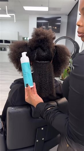 This was one of the most effortless wash & go’s ever! So much easier when you use amazing products! Shop 12haircare.com for twelve12 products 🌱 | Twelve12beaute