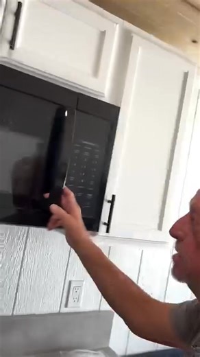 122K views · 2.1K reactions | Went house hunting today and got to...