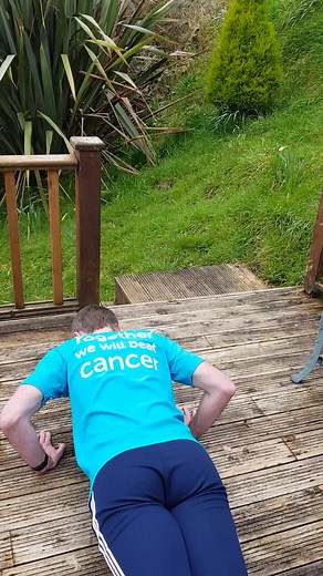 422K views · 725 reactions | 100 push-ups a day 31 days in a row Commit to this challenge and join a Facebook group full of dedicated and determined people doing 100 push-ups every day to help beat cancer. And you’ll get a free t-shirt to do your push-ups in | Cancer Research UK | Facebook