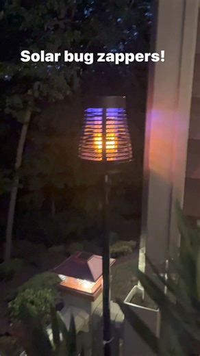 These solar bug zappers from Lowes are amazing! Not only do they zap the bugs but they are also pretty lol | The Crafty Decorator