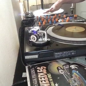 Wake up. Create. @dj_freddy_fame workin' with Scratch Mania 落 Repost: #djfreddyfame #louieneedles #scratchmania Some #practice on these 10" #vinyl #vinylporn #vinyladdict #dj #djlife #realskillsonthedecks #hialeah #hialeahdj #hialeah305 Big ups @txscratchleague for theses records they have looped samples with some  #beats #technics1210 #nativeinstruments #kontrolz2 #txscratchleague #texasscratchleague #turntablist #turntablism | Texas Scratch League | Facebook