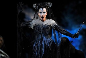 15 Best Opera Songs of All Time - Singersroom.com