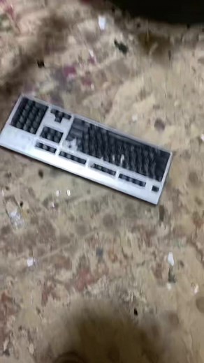 so mad we did this the wrong way 😭 #rageroom #yourkeyboard #turboflexkeybord #ragecage #fyppppppppppppppppppppppp #sheknowles #thankyoubeyonce #keyboard@livi @Damian @emily ✧˚ · . @GEN!! |🧷❤️‍🩹|🍋☎|🌲📔|⚠️👁| @Lea ✨ @✦ ◟ bella . . ! 𓈒ㅤ