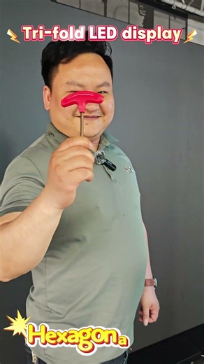 Meet the 3-Fold Advertising Display: Flexibility Meets Impact