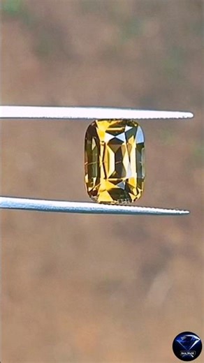 Yellow Zircon Gemstone 💎🤩 #gems #stone