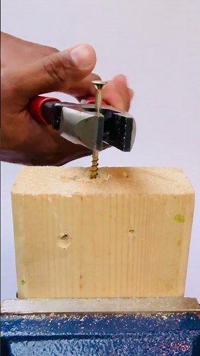 Genius DIY Hack to Join Wood with Just a Screw! 🔧