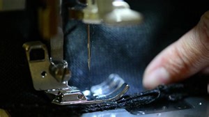 The Difference Between a Lockstitch and a Chain Stitch