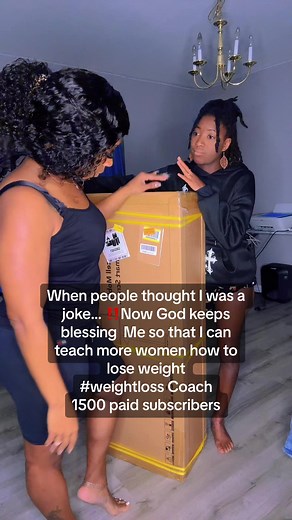 Amazon touch screen 32 inch #Amazon #amazondeals #touchscreen #weightlosscoach #shoppingtime #shoppingonline #amazonfinds2023 #love #friends #fbreels #foryoureel | Deidra Smith