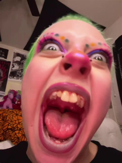 It cut me off 🧎‍♀️😭 #beyourself #viral #beyou #iloveyou #makemefamous