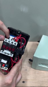 3.3K views · 89 reactions | Learn how to set up a contactor and thermal relay for a magnetic starter in no time! ⚙️ #ElectricalConnections #MagneticStarter #tutorial #ElectricalConnections #MagneticStarter #Tutorial #ElectricalConnections #MagneticStarter #Contactor #ThermalRelay #cncelectric More info about our products: https://www.cncele.com/industrial-control/ | CNC Electric | Facebook