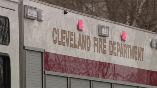 Cleveland homes evacuated after gas leak
