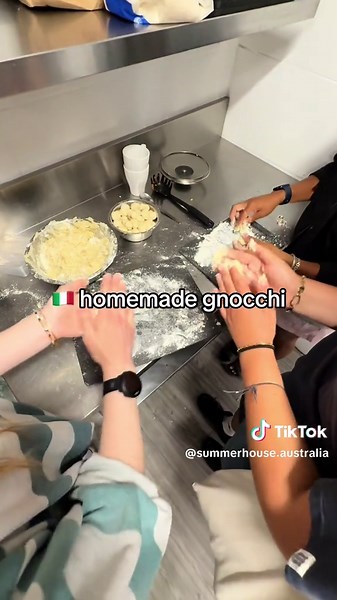 😋😋😋 #hostellife #solotravel #backpacking #workingholidayvisa