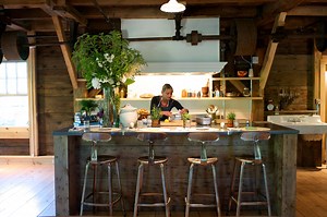 This Maine Restaurant Will Only Take Reservations by Snail Mail This Year