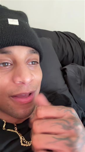 I’m the reason he might get his girl back fr😭 (new music every week🎵🎧)