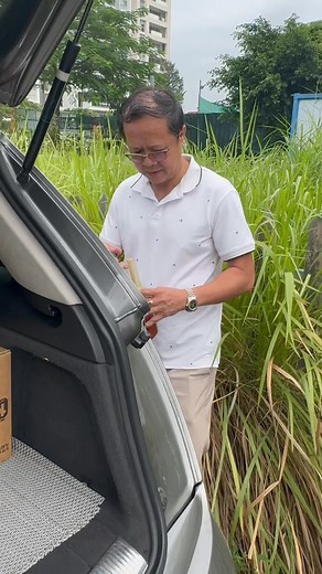 Audi Q7 & 104 Octane!!! Những chuyến đi xa vào những vùng nhiên liệu không đạt chuẩn so với khuyến cáo của nhà sản xuất ô tô hãy thêm 104Octance để đảm bảo động cơ hoạt động trơn tru tránh hiện tượng lỗi do nhiên liệu kém gây ra. Sản xuất tại Chicago - Mỹ | Lê Sỹ Nam