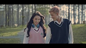 G-WIN "DON'T LEAVE ME" [MV] YOUTUBE : https://youtu.be/ZUsNuqk9erI --------------------- នេះមេីលCREDITគេផង👇🙆 SONG PRODUCED BY : SlideO MIX & MASTER BY : SlideO LYRICS : G-WIN D.O.P : A-KEAN VIDEO EDITED BY : A-KEAN ACTRESS : Ah Mean PRODUNTION TEAM : A-KEAN,CHHAM VANNAK,MAKARA(សាច់ឯង) ឧបត្ថម្ភពេញទំហឹងដោយ: ខ្លួនឯង សម្តែងដោយ​ :​ គ្នាឯង ក្រុមថត​ : សាច់ឯង (ខំមិនថាពិរោះឈ្នះរង្វាន់ទឹកសុីអុីវសញ្ញាប្រុសស្មោះ) | G-Win