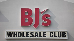 BJ’s slashes outlook as macro concerns weigh on consumers