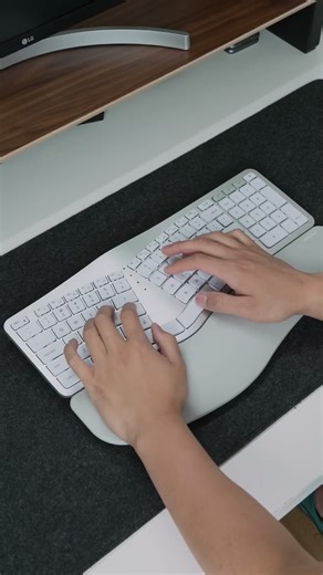 The keyboard that’s easy on the eyes and easy on your wrists. #MacallyUSA #ErgonomicSetup